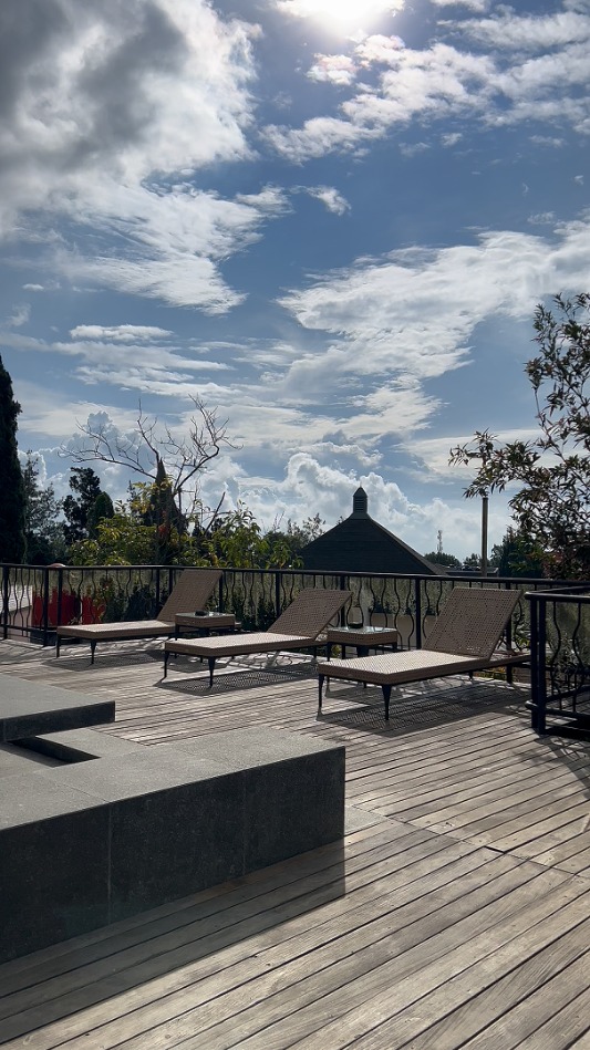 Gathering Kantor di Villa Istana Bunga Bandung