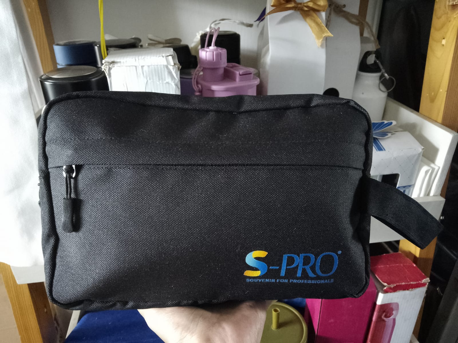 Rekomendasi Bahan yang Tepat untuk Pouch Custom yang Unik dan Fungsional